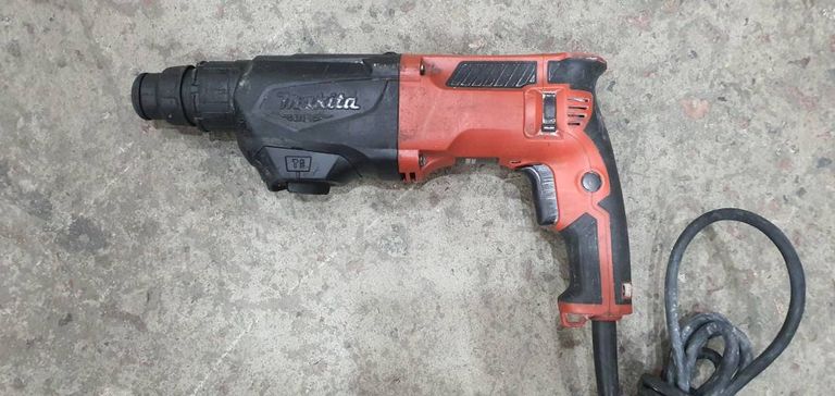 Makita m8701 store