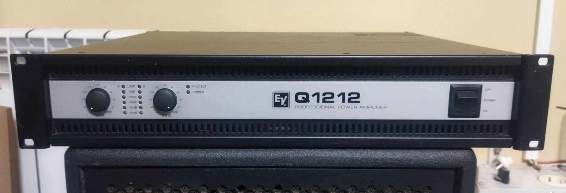 Купити Підсилювач Electro-Voice q1212 01-200501154 | Техноскарб